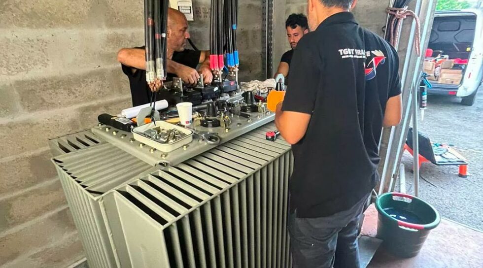 Maintenance préventive du transformateur haute tension - TGBT France
